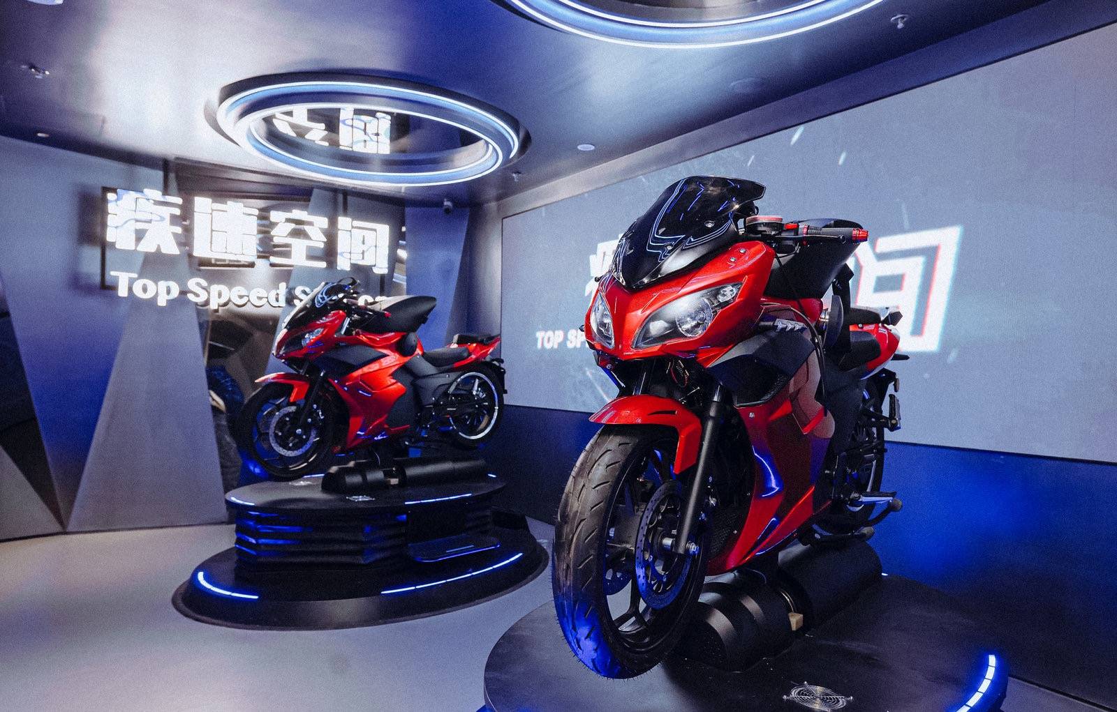 上海迪士尼度假区携手超体空间SoReal VR 首家旗舰店即将落地迪士尼小镇_游客_中国_乐园