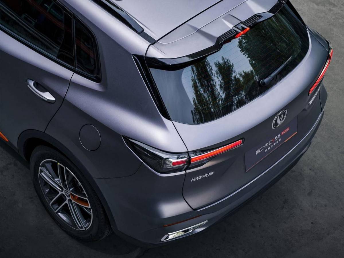 10万级的暴风灰 长安cs55plus给你点不一样的_搜狐汽车_搜狐网