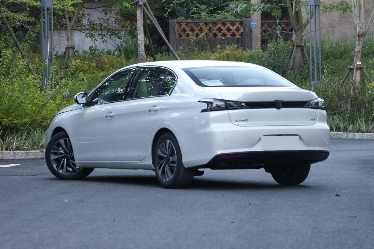 还抱着卡罗拉不放？又一合资家轿，配1.6T+6AT才10.57万_搜狐汽车_搜狐网