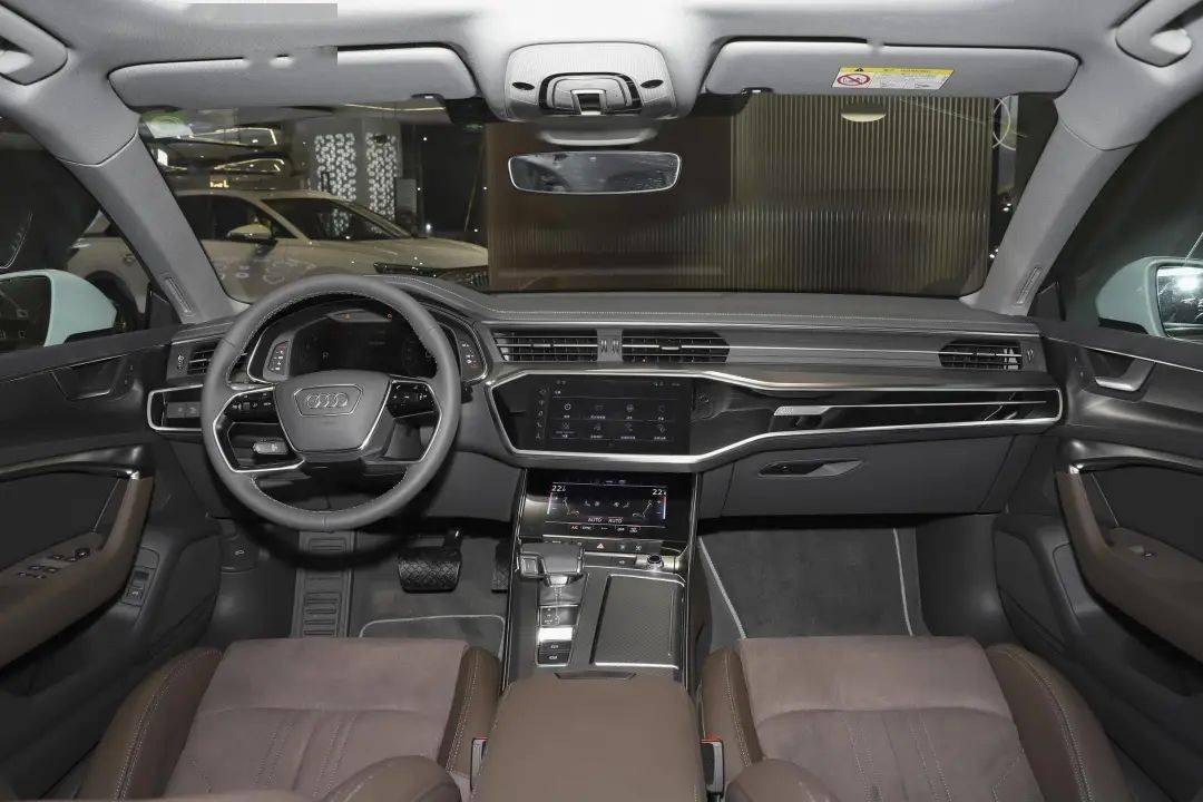 新款上汽奥迪A7L上市 售价41.87万元起/最高下调4.1万_搜狐汽车_搜狐网