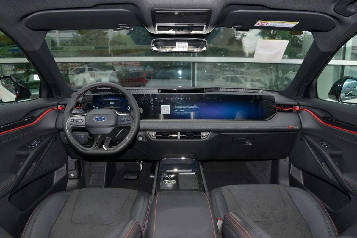 这合资B级车火了，轴距2945mm，标配2.0T+8AT，才15.98万起_搜狐汽车_搜狐网