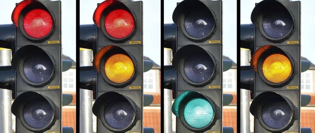 “闯红灯”用英语怎么说？真的不是break the red light！_signal_ticket_past