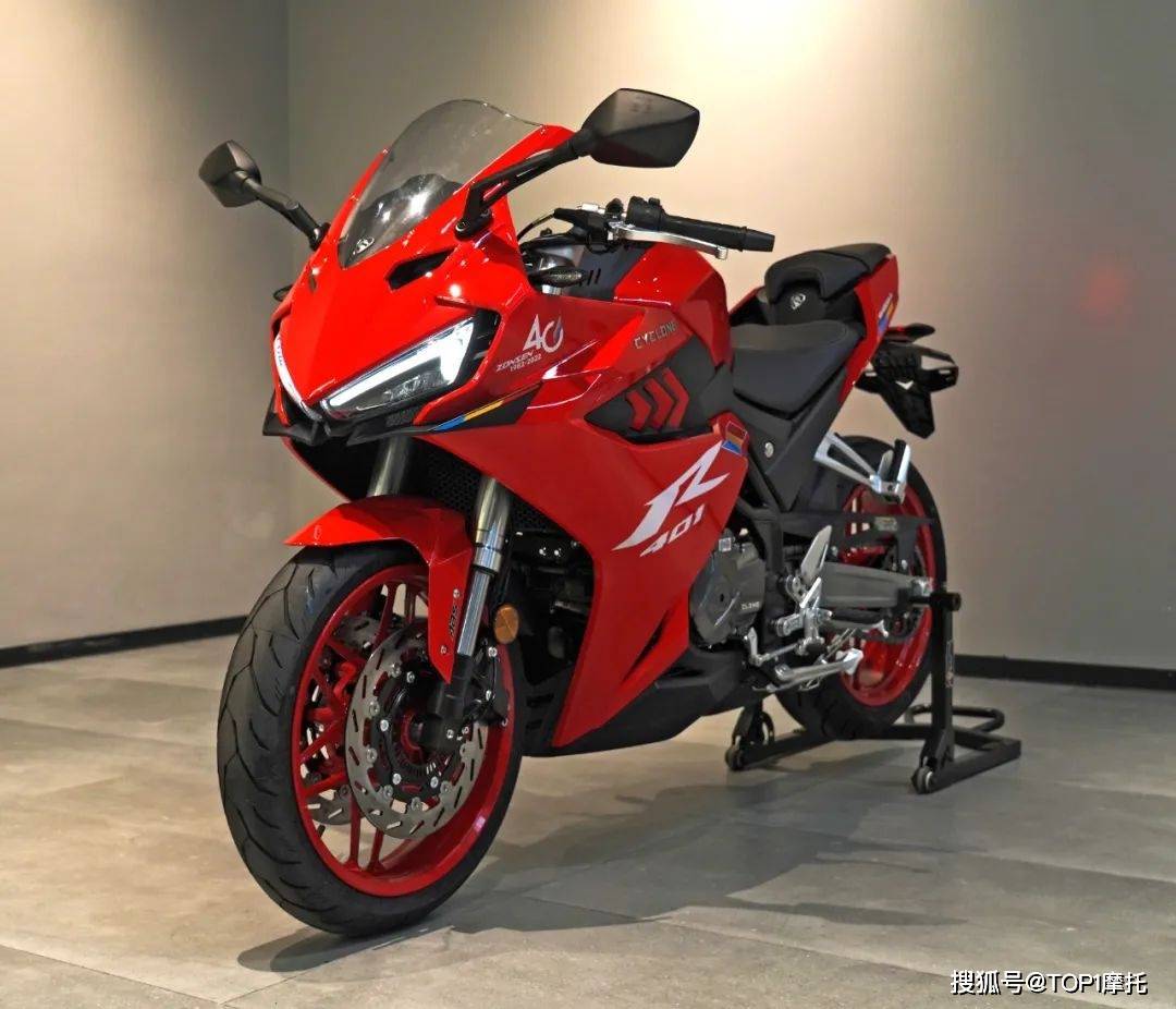 3.68万！赛科龙RE560预售价公布，还有多款40周年纪念版车型_搜狐汽车_搜狐网