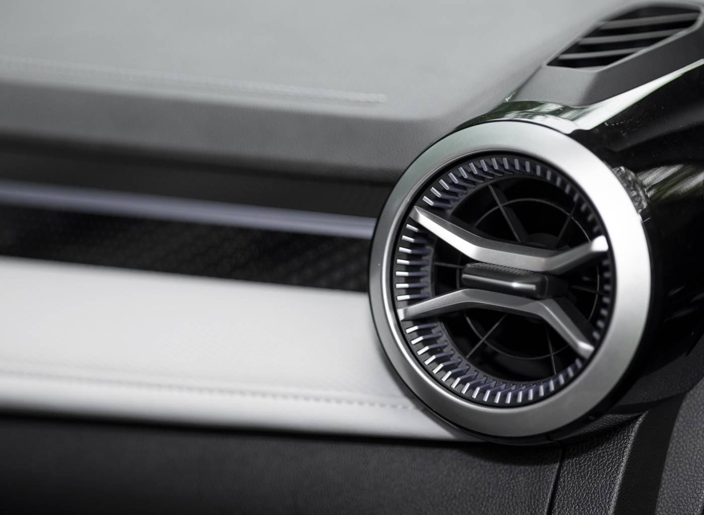 外观内饰大升级！可选1.5L/1.3T动力 新款科鲁泽正式上市！_搜狐汽车_搜狐网