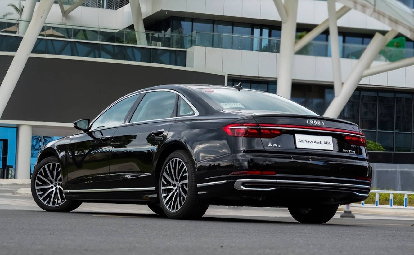 大老板体验卡之全新奥迪A8L乘后感，科技先锋就是不一般，臻旗舰_搜狐汽车_搜狐网