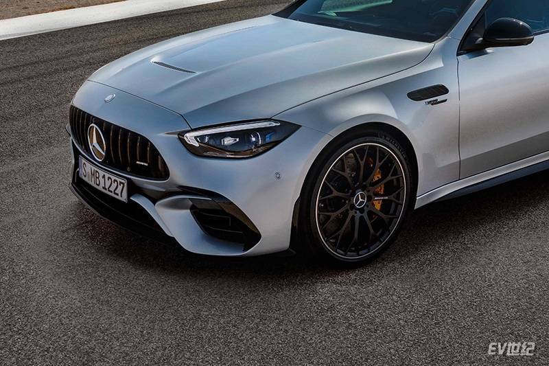 680马力+1020Nm扭矩！F1混动技术加持的AMG C63更强更猛_搜狐汽车_搜狐网