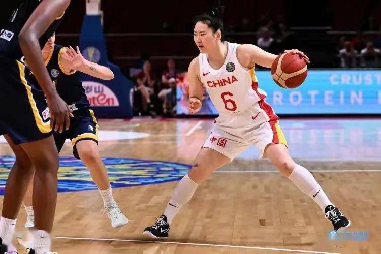 中国女篮国手武桐桐的成长之路，是国内众多篮球特长生成长的缩影_球员_机会_WCBA