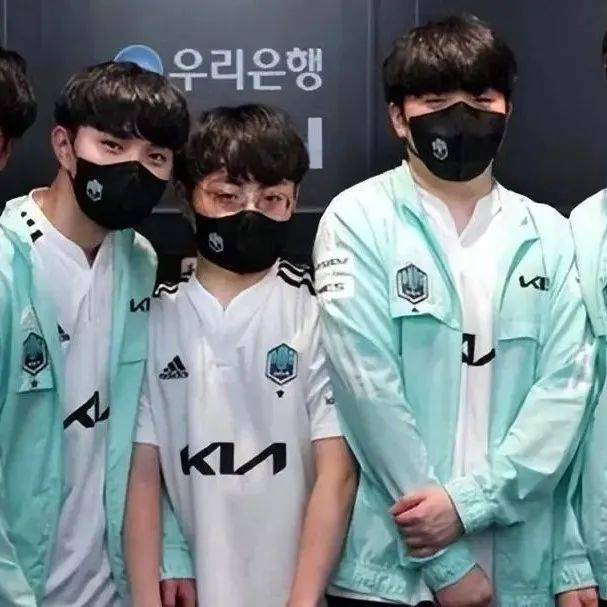 S12小组赛赛程公布，首个比赛日就看点十足，EDG打T1，GEN或遇RNG_队伍_赛区_入围赛