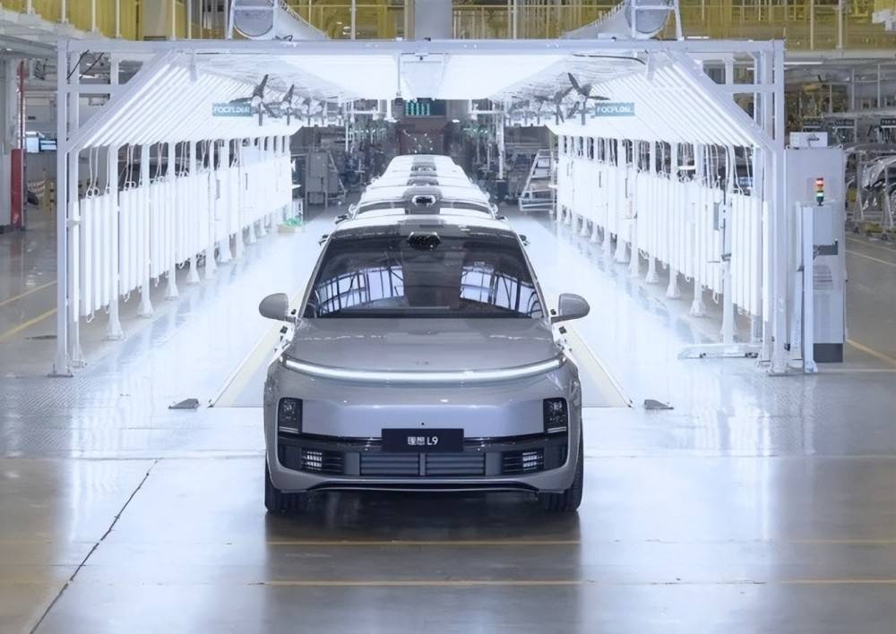 又一款国产豪车争光了，车长5218mm造型大气，9月交付量破万_搜狐汽车_搜狐网