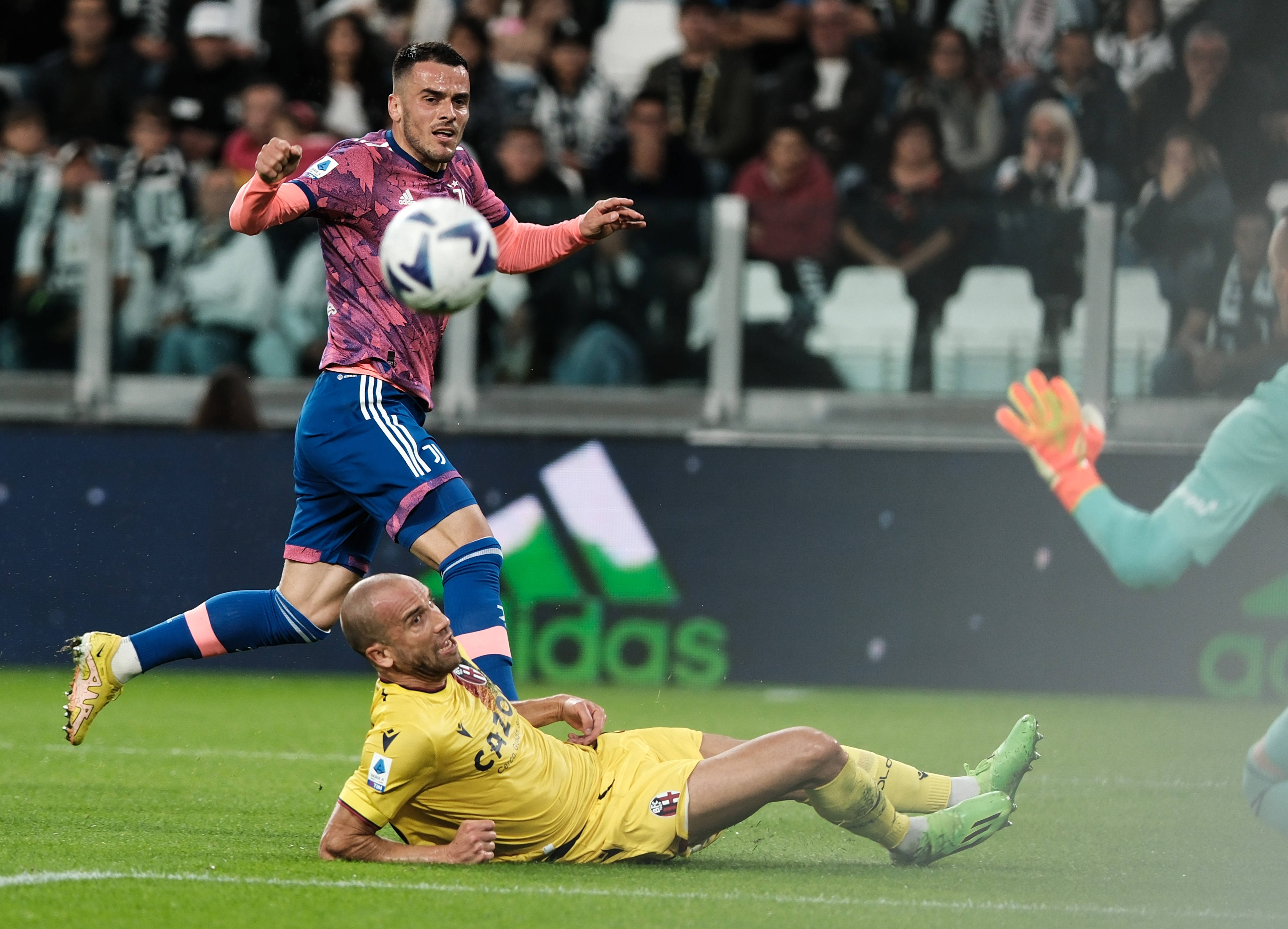 意甲|尤文完胜博洛尼亚_主场_进球_新华社