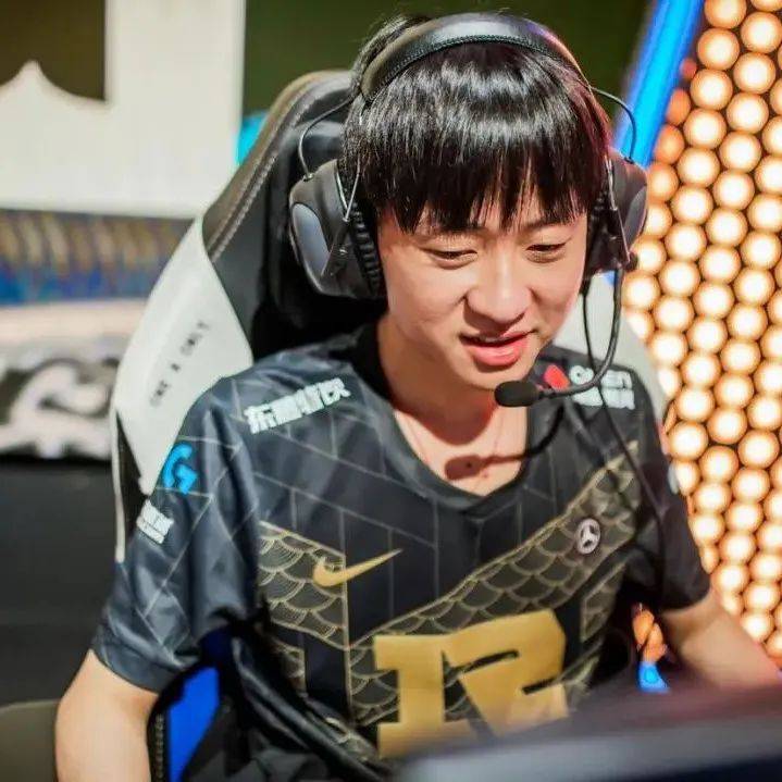 AJ，宁王预测小组赛第一日LPL全胜！_比赛_个人_对阵