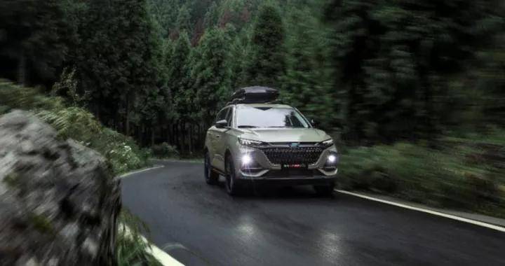 入门紧凑型SUV如何选？欧尚X7 PLUS乐游版对比哈弗H6_搜狐汽车_搜狐网