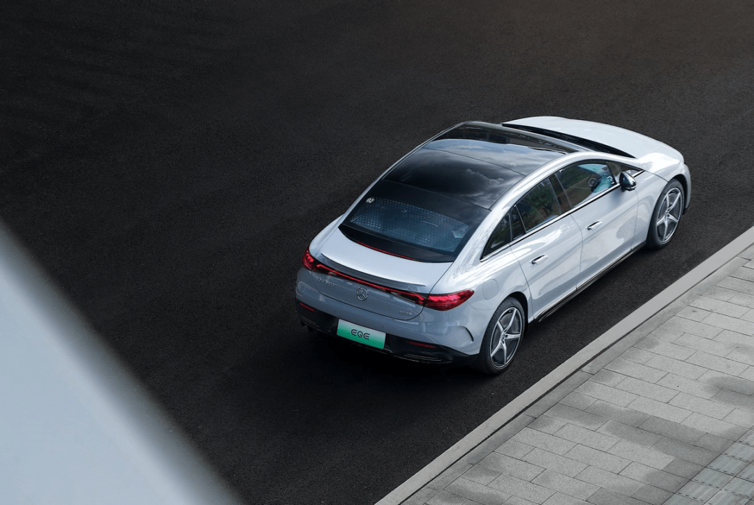 BBA加速电气化转型，北京奔驰EQE能否成为50万级标杆？_搜狐汽车_搜狐网