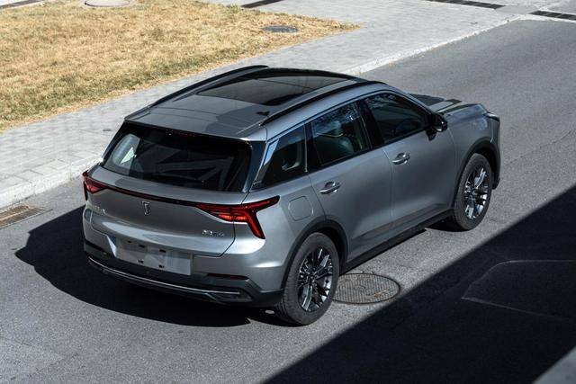 谁才是体面实用之选？奔腾T55与欧尚X5决胜年轻市场_搜狐汽车_搜狐网