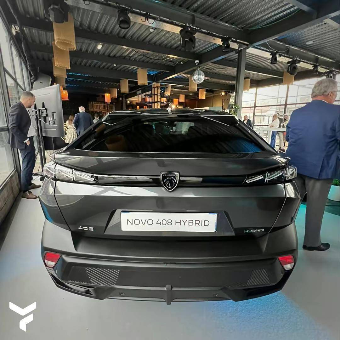 标致汽车“放大招”，新版408X气场强大，尺寸超越凡尔赛C5X，帅气_搜狐汽车_搜狐网