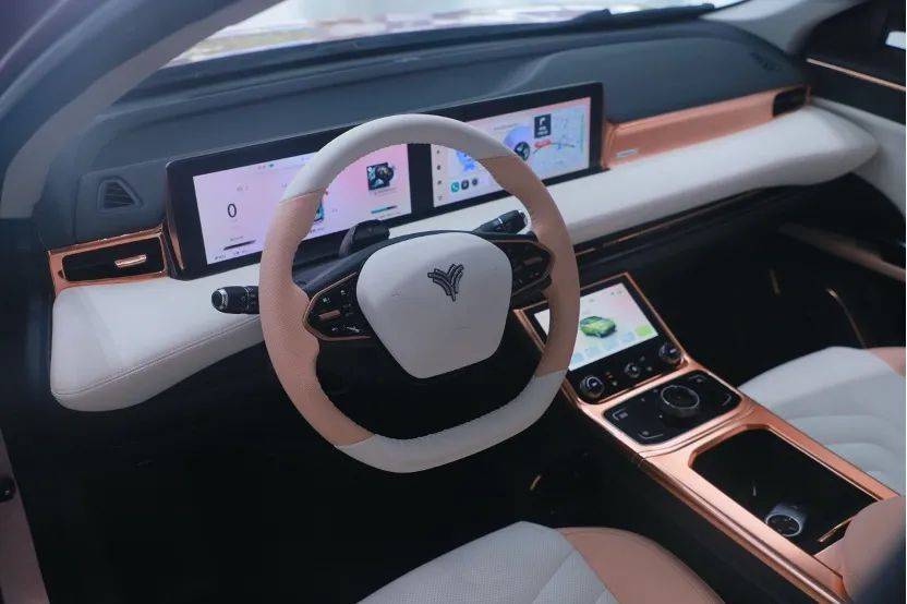 预算15万以内买纯电SUV，为何说哪吒U-II最超值？_搜狐汽车_搜狐网