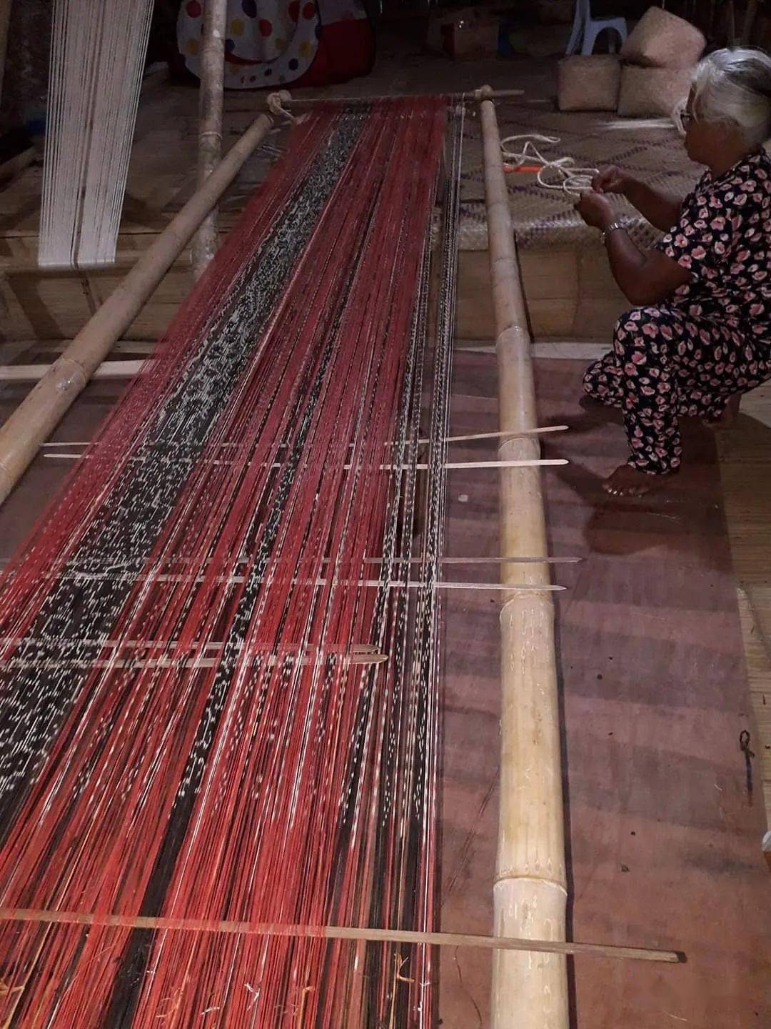 菲律宾南部的传统服饰⑨：纺织品的色彩游戏_Siyabit_Yakan_布料