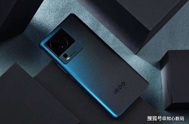 同为天玑9000+，iQOO Neo7和小米12 Pro怎么选？区别一目了然_方面_支持_芯片