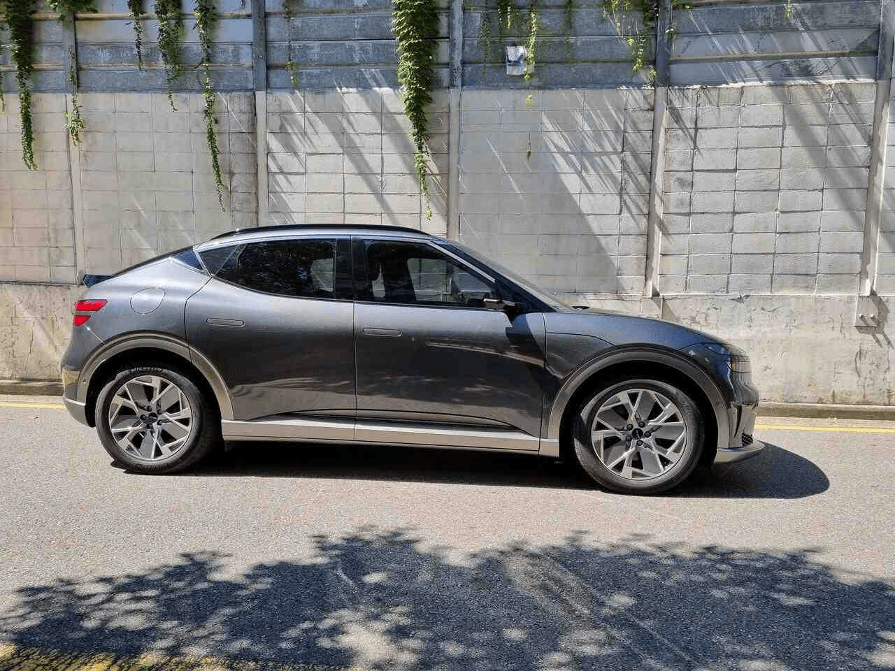 搭载E-GMP电动平台，捷尼赛思GV60即将开启中国首秀？_搜狐汽车_搜狐网