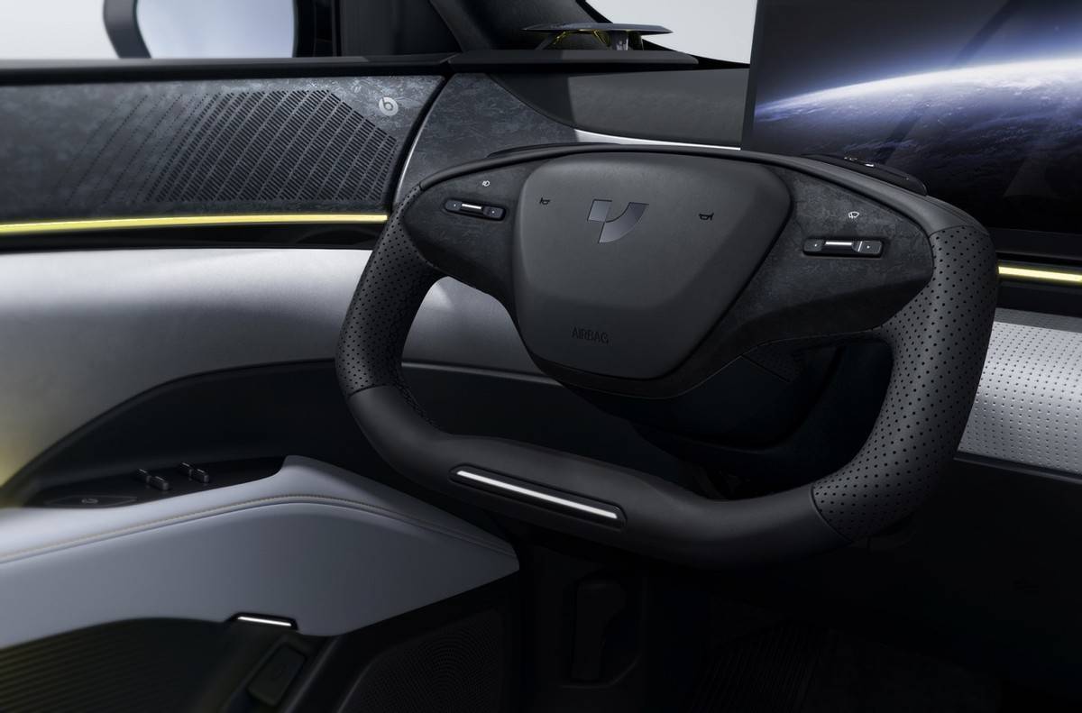 集度ROBO-01探月版发布，科幻作家刘慈欣将是首批车主_搜狐汽车_搜狐网