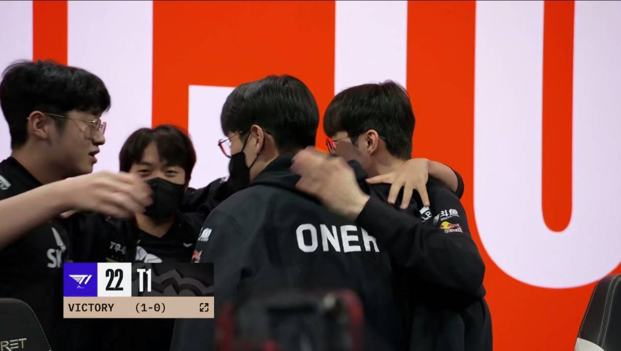 对Faker存在偏见？LPL官方遭质疑：S12开赛至今，Faker没拿过MVP_比赛_选手_观众