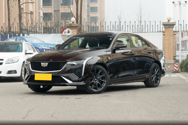 配2.0T+8AT，6.9秒破百，关键全系后驱，凯迪拉克CT4有多能打？_搜狐汽车_搜狐网