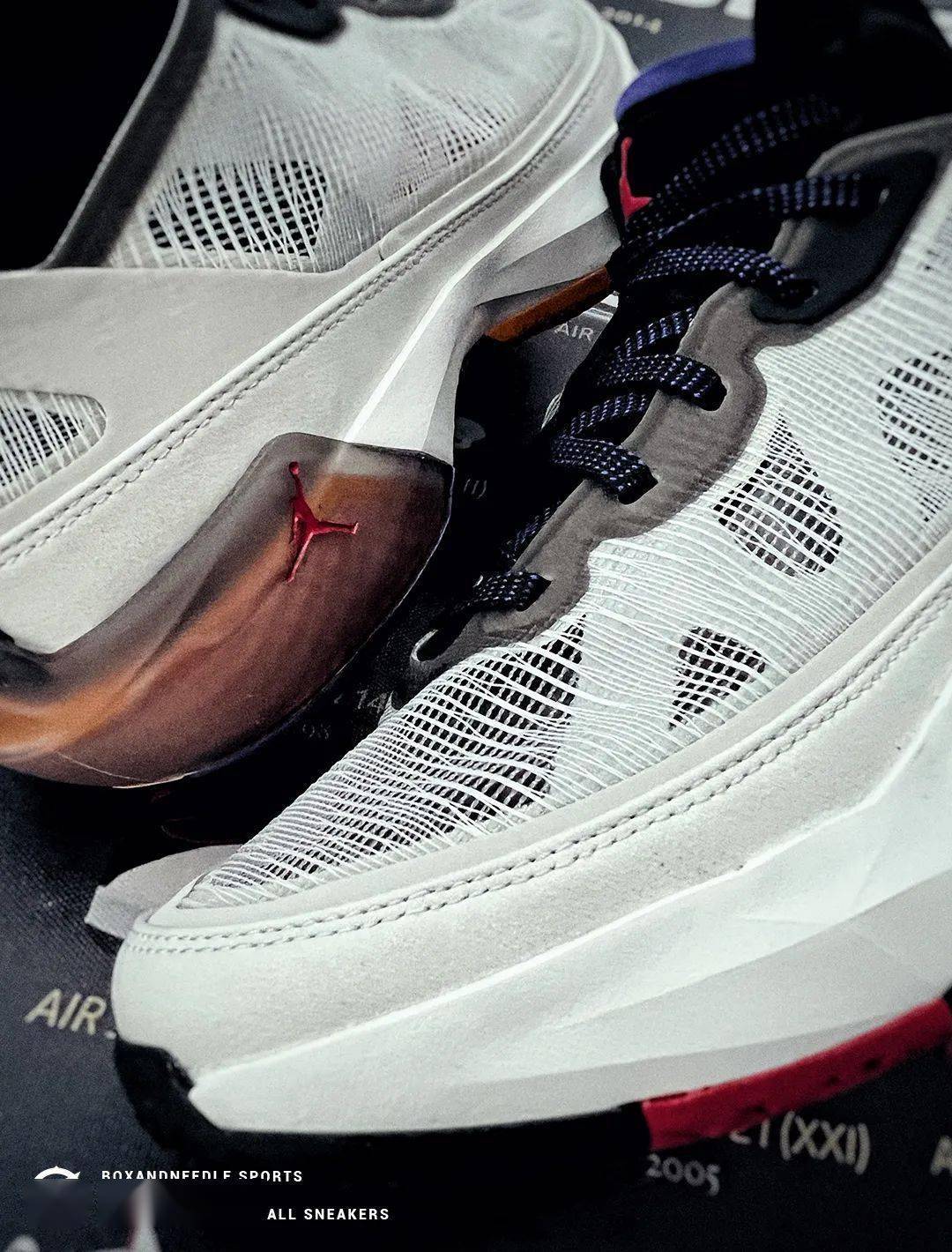 「指南针运动专栏」顶级旗舰——Air Jordan 37_配置_球鞋_进行