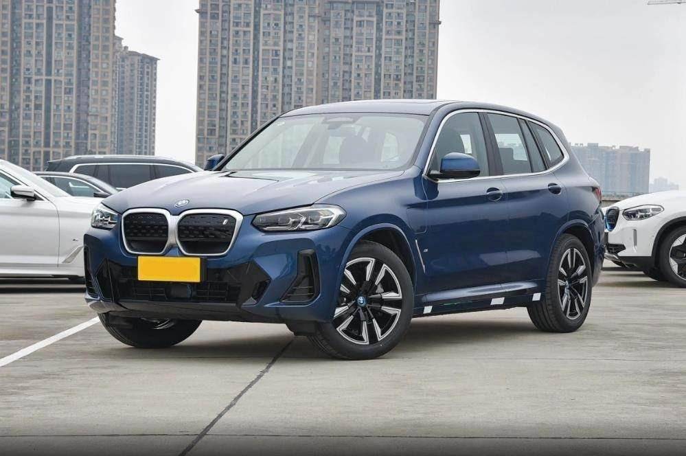 入门续航500km，39.99万起，6.8秒破百，宝马iX3能否赢了新势力？_搜狐汽车_搜狐网