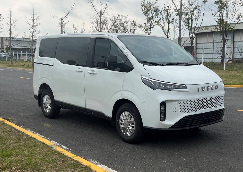 南京依维柯要出乘用车？IVECO新车申报图曝光，造型酷似MPV_搜狐汽车_搜狐网