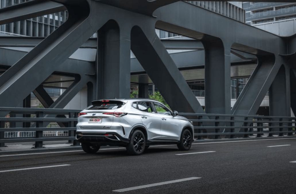 预售9.99万起，欧尚X5 PLUS堪称十万级SUV天花板_搜狐汽车_搜狐网