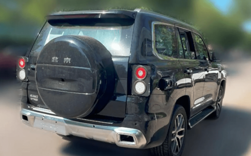 硬派越野卷起来了！增程版BJ60路试谍照曝光，正面硬刚坦克500？_搜狐汽车_搜狐网