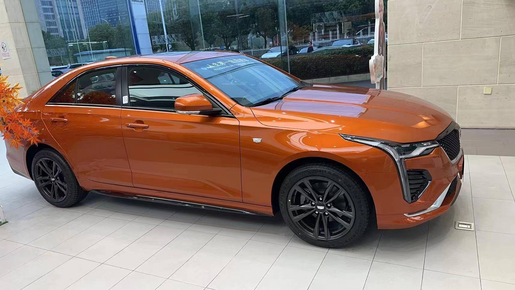 凯迪拉克再拿诚意！1.5T版CT4实车到店，十七八万还看雅阁？_搜狐汽车_搜狐网