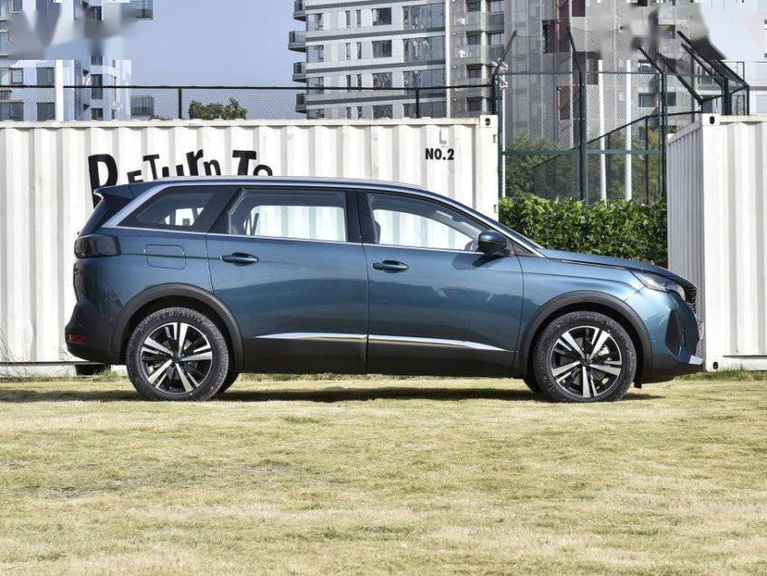 东风标致新5008正式上市 售17.87万元起/全系标配1.8T动力_搜狐汽车_搜狐网