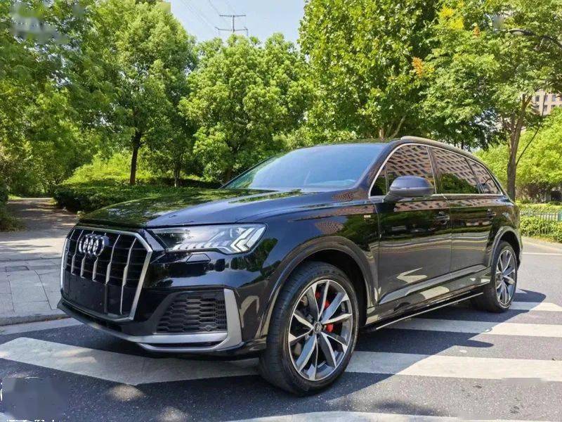 奥迪Q7卖不动了，低配降到50多万无人问津，曾经的大哥怎么了？_搜狐汽车_搜狐网