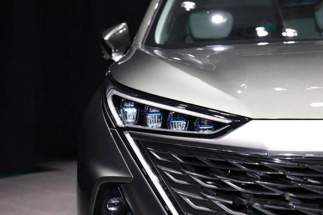 国产全新中大型SUV！2.0T +9AT，234马力，内饰3款大屏，6座！_搜狐汽车_搜狐网