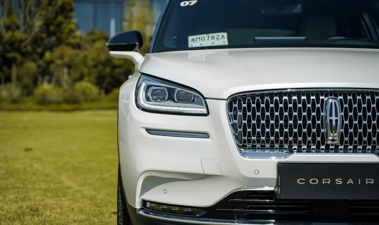 2.0T+8AT，配置空间领先同级BBA，还优惠13000，最大短板是油耗？_搜狐汽车_搜狐网