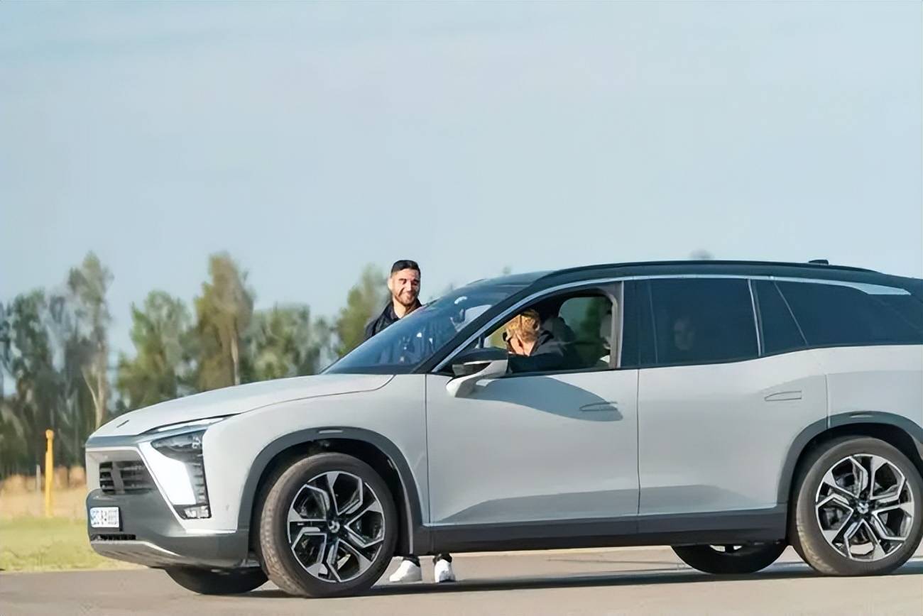 蔚来第30万量产车来了，有人说这是中国第30万辆高端车，你怎么看？_搜狐汽车_搜狐网