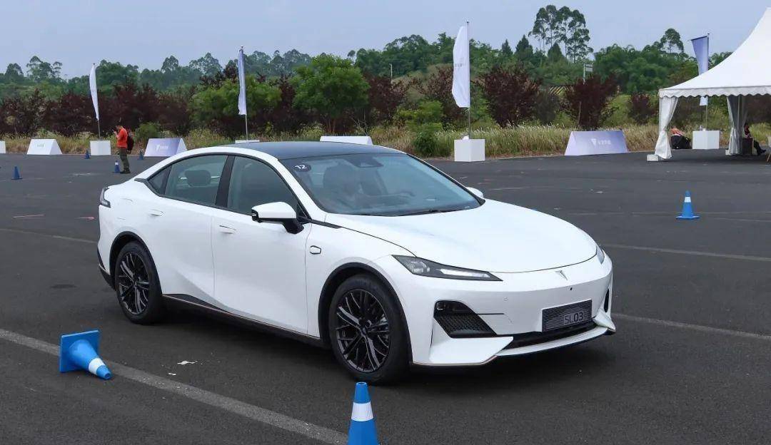 长安深蓝SL03与比亚迪汉海豹怎么选？_搜狐汽车_搜狐网