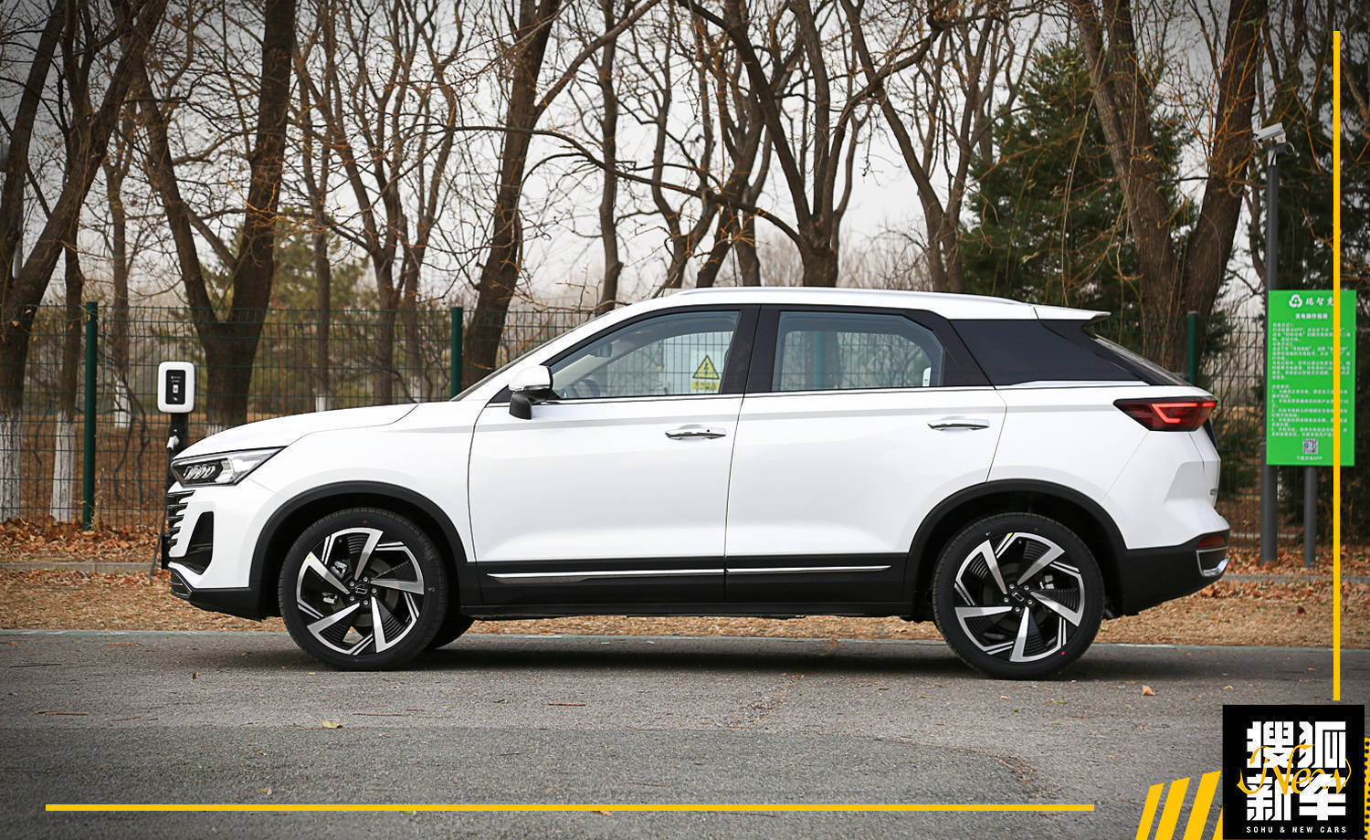 官方售价11.48万元起 新款奔腾T77和新款奔腾T99正式上市_搜狐汽车_搜狐网