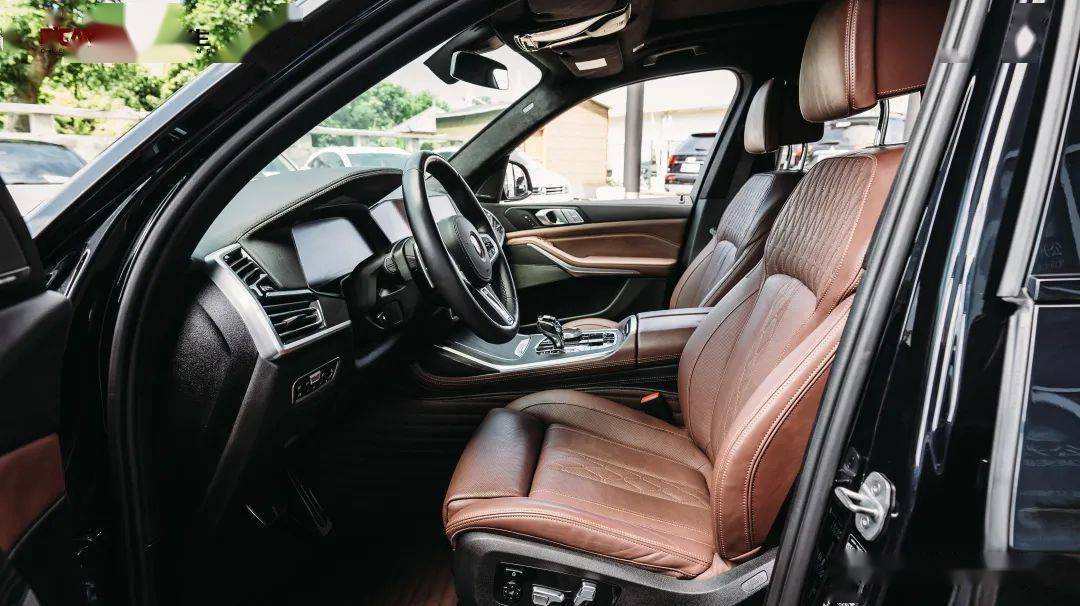 气派豪华SUV，3.0T四驱，配置丰富，还立省将近40万！【宝马X7 xDrive40i 尊享型M运动套装】_搜狐汽车_搜狐网