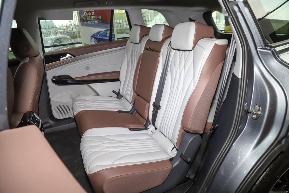 深度体验modely和ID6X哪个好，怪不得理性的人都选了后者_搜狐汽车_搜狐网