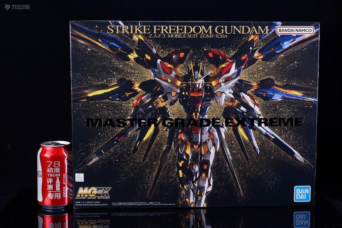 78官测：MG MGEX 强袭自由高达_细节_骨架_金色