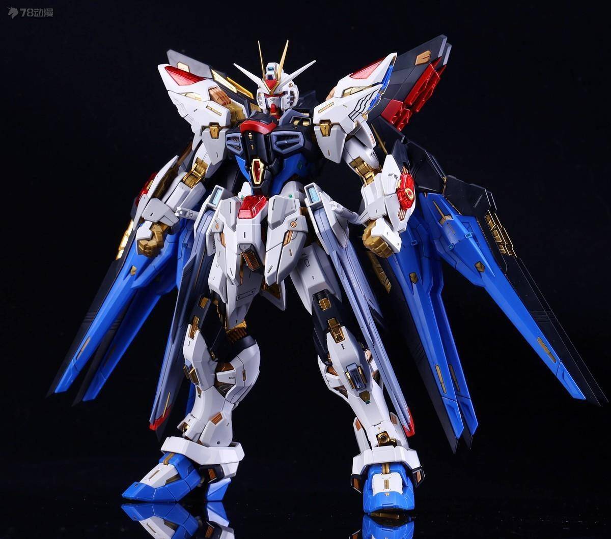 78官测：MG MGEX 强袭自由高达_细节_骨架_金色