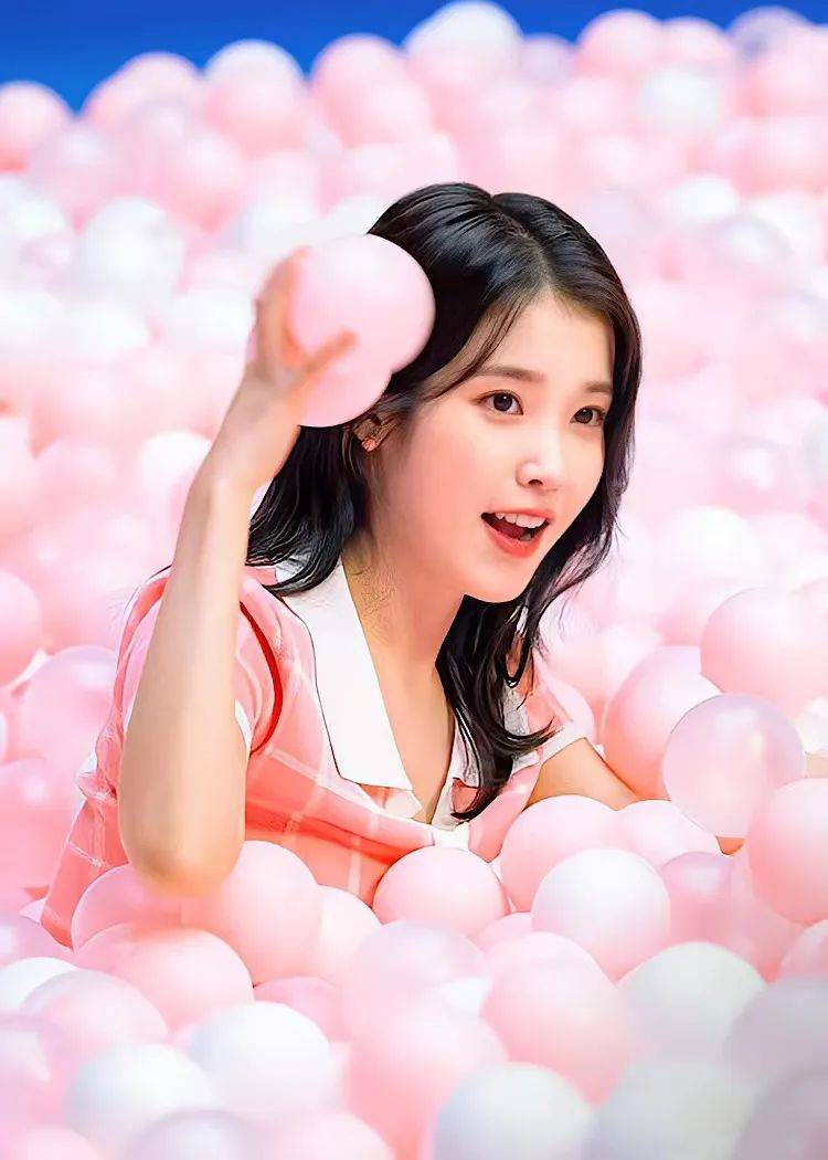 李钟硕IU，十年好友变恋人_朋友_吸引力_爱情