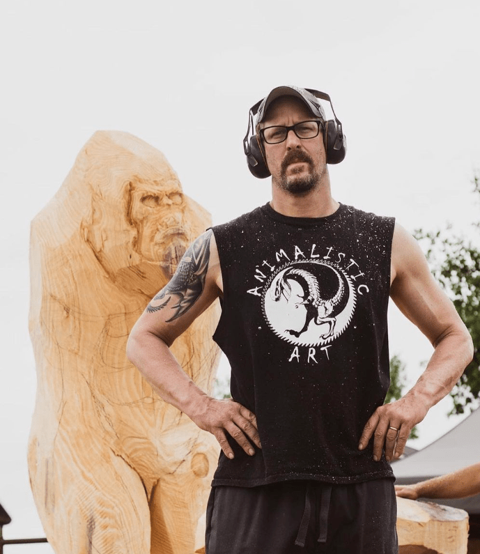 Scott Dow | 粗犷又细腻的链锯木雕_艺术品_雕塑_妹儿