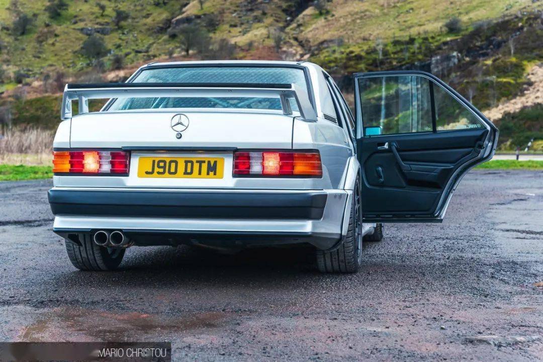 奔驰190E，德系优雅与重机械感的改装宠儿_搜狐汽车_搜狐网