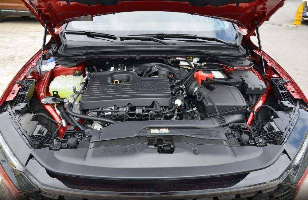 真正的B级车“卷王”，配2.0T+8AT动力，轴距超2米9，实拍蒙迪欧_搜狐汽车_搜狐网