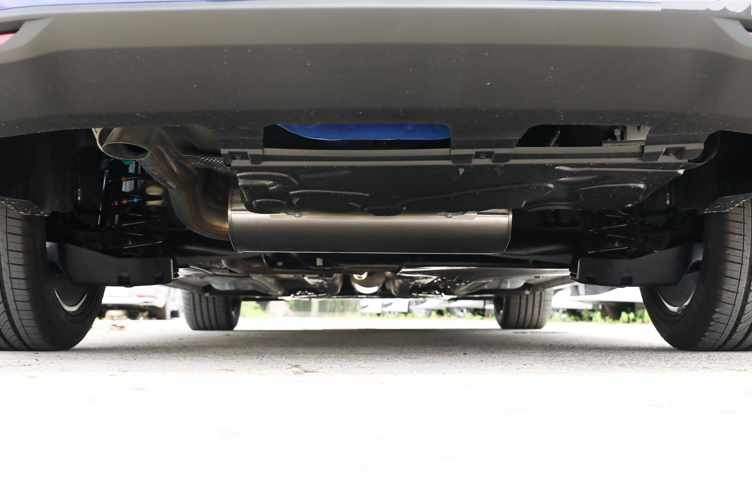 售价跌至8.57万元，配1.6T发动机+爱信6AT，标致408值得购买吗？_搜狐汽车_搜狐网