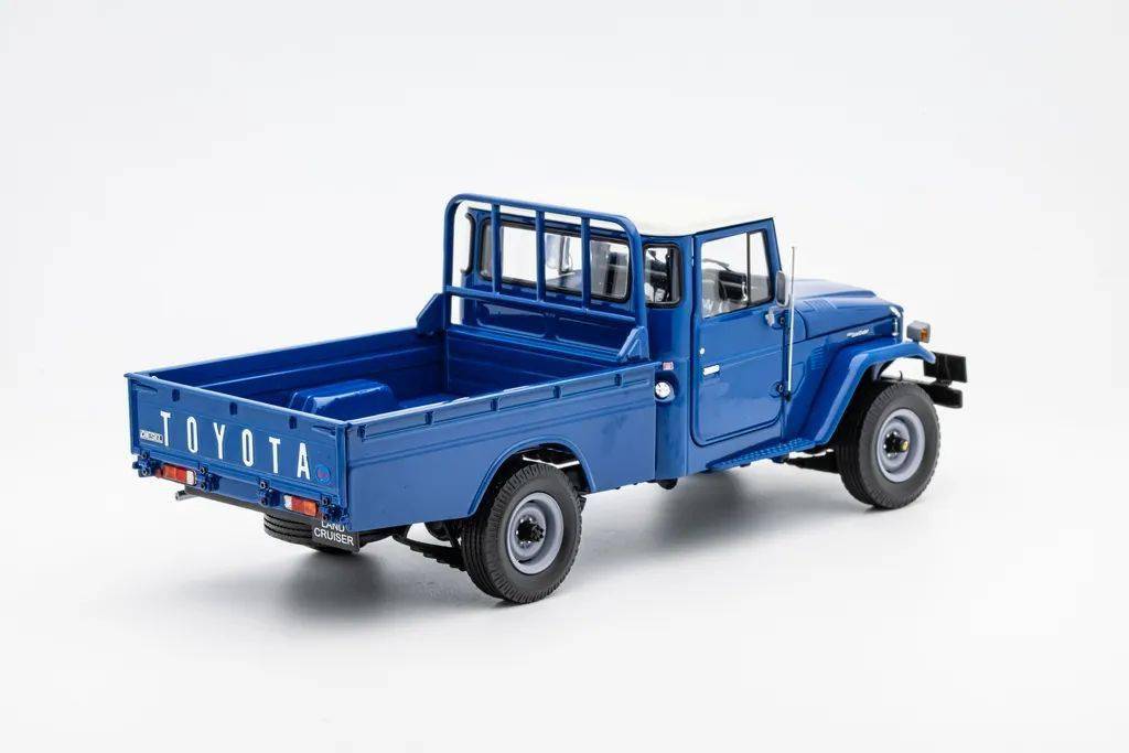 能上山下海，还能带点货，京商1/18丰田LC40 Pickup模型试玩_搜狐汽车_搜狐网
