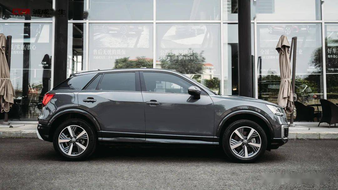 (最新到店)高颜的纯电动SUV，仅半价左右！【奥迪Q2L e-tron 纯电智享型】_搜狐汽车_搜狐网